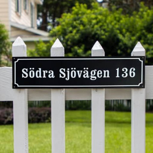 Skyltar med egen tryck - beställ skylt med eget tryck